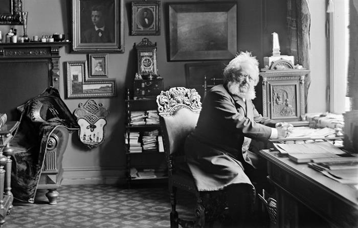 IBSEN Museum & Teater
